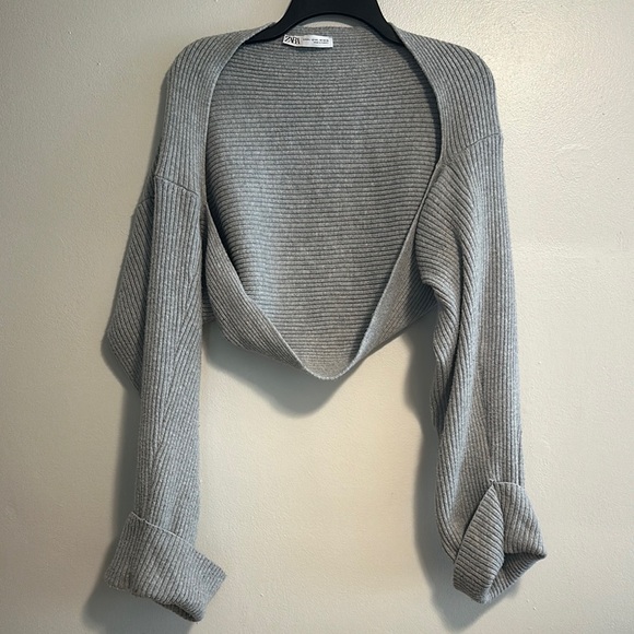 Zara | Sweaters | Zara Gray Shrug Poncho With Ribbed Texture | Poshmark